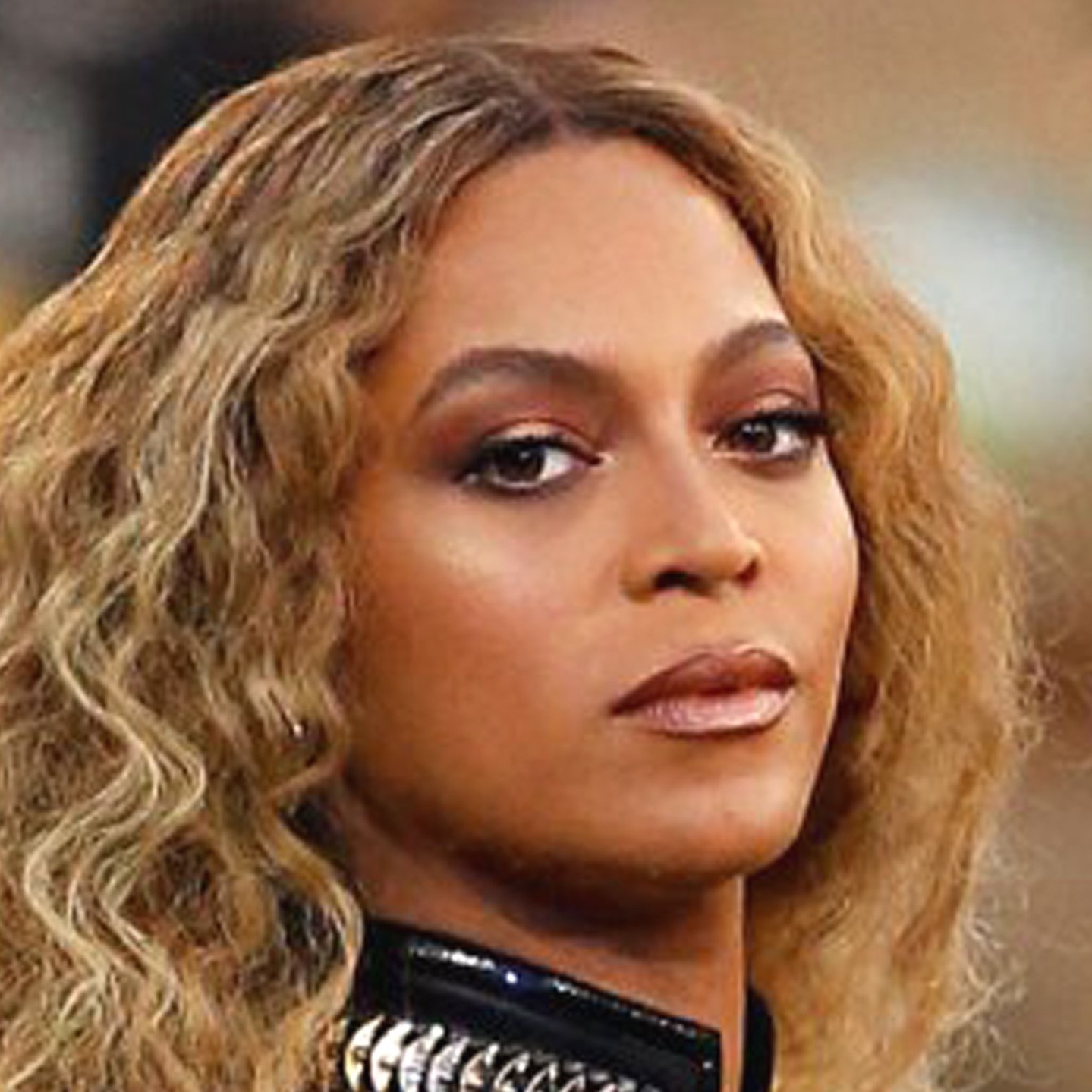 MovieDazZ - Celebrity